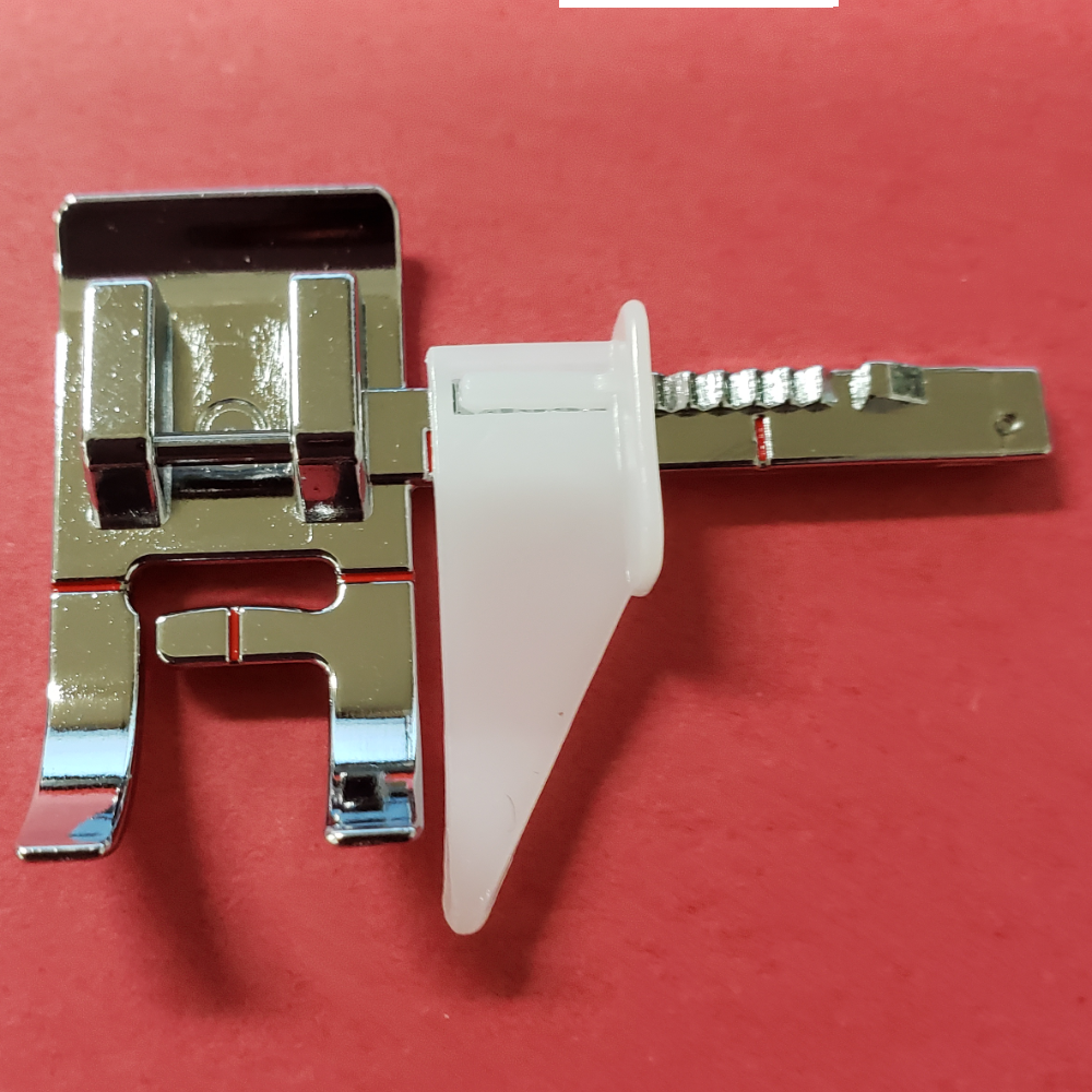 Bernette Zigzag Foot with Guide 5020210312 - 1000's of Parts - Pocono ...